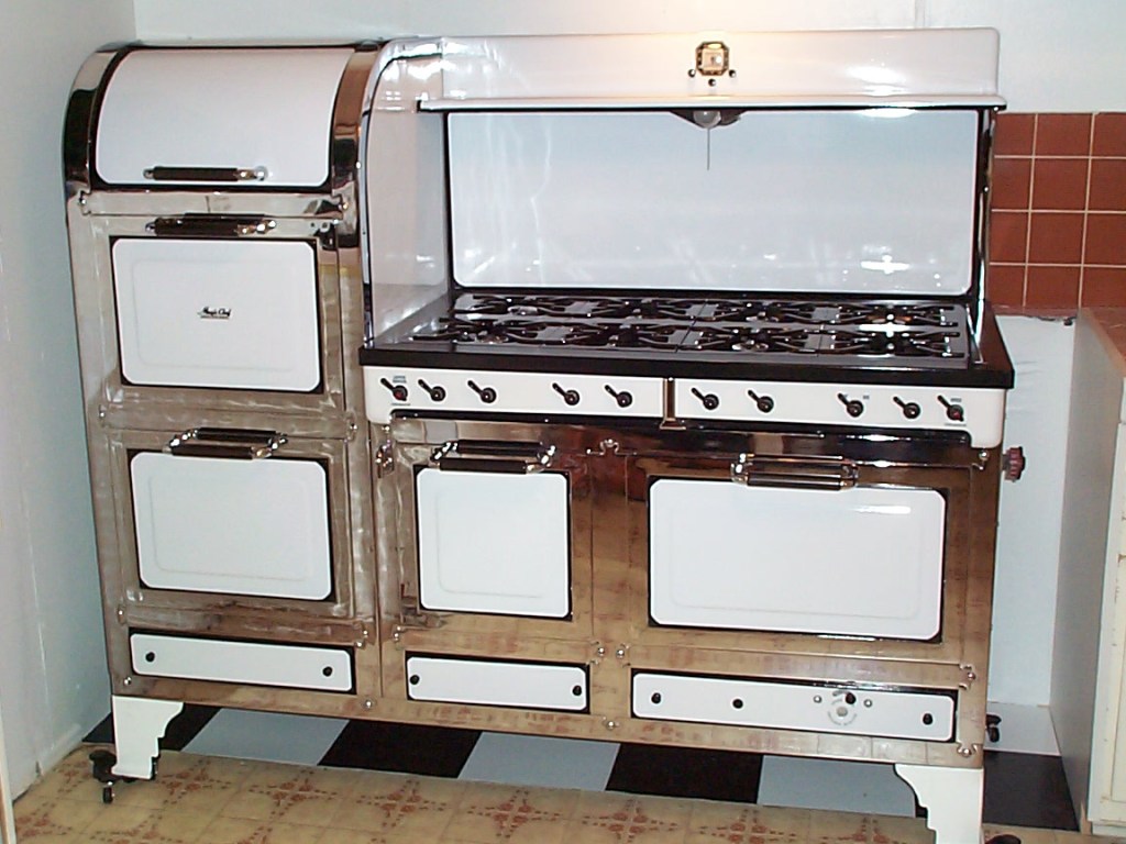 Antique & Vintage Stove Shop | Finest in restoration and service ...